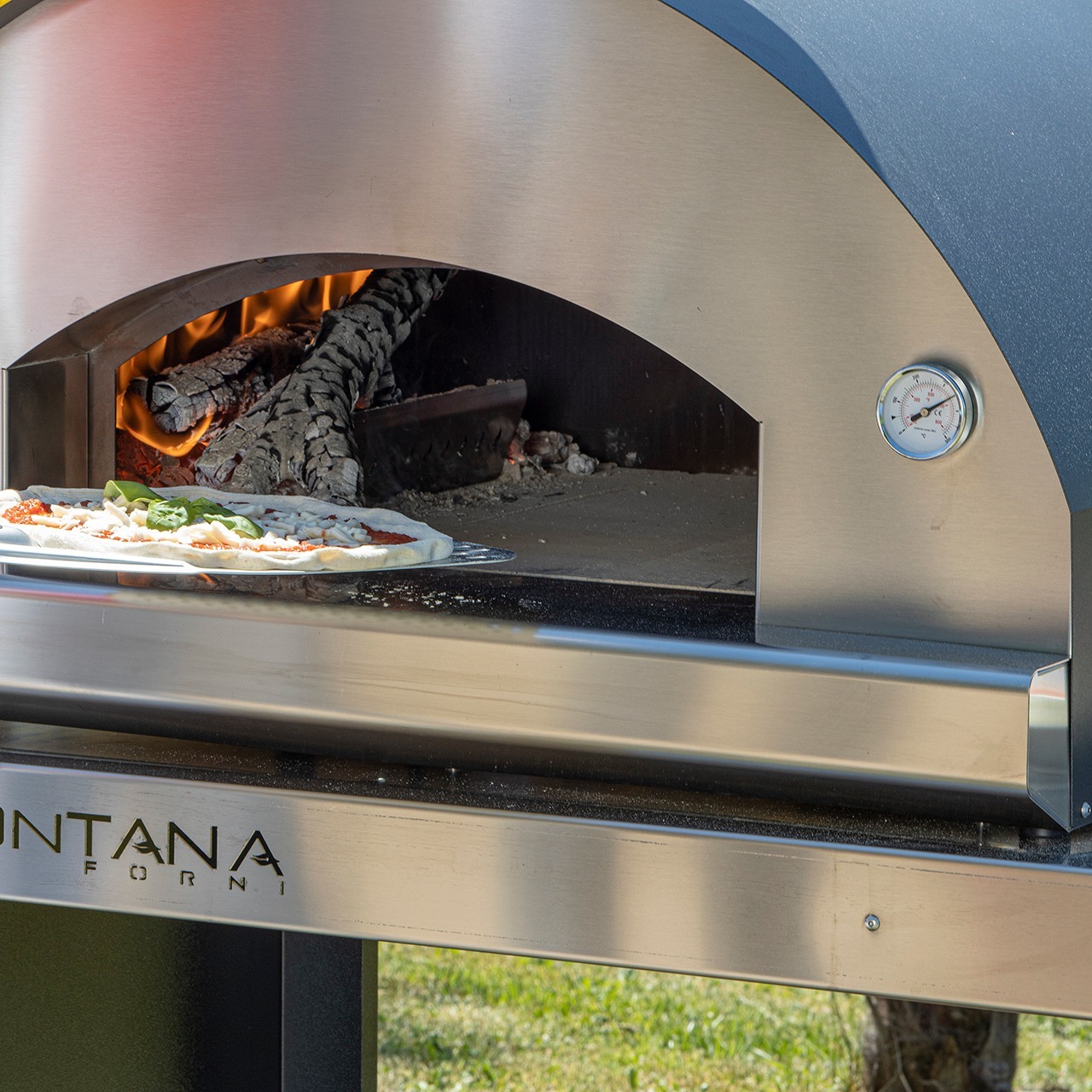 Homeowners Are Falling in Love with Fontana Forni Outdoor Pizza Ovens ...